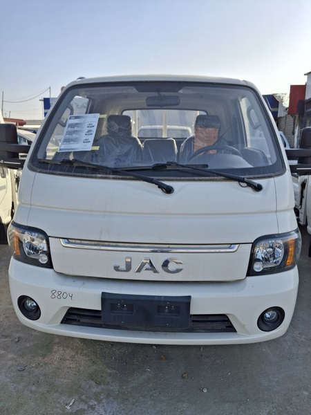 Jac x200 yuk avtomobili