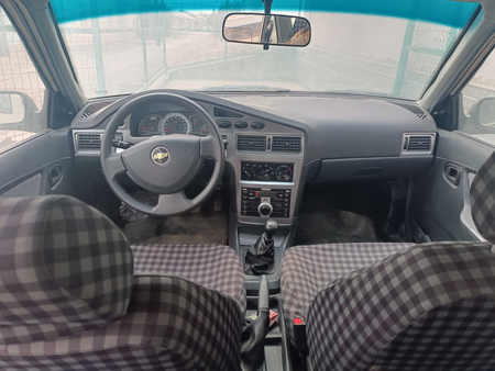 Nexia2 1.6 dons Full 2015 rangi qaymoq. Prabeg 8000. Kraska tozza