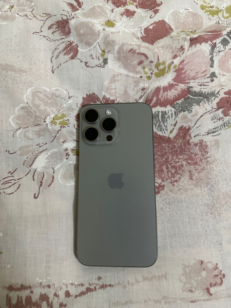 Apple iPhone 15 Pro Max 256gb ESim Natural Titanium