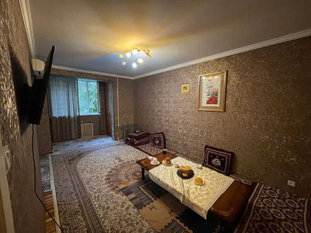 Ижарага уй Чилонзор 11 кв 2/3/4  нархи 450 у.е. барча шароитлар бор
