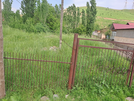 Участок в газалкенте на трассе