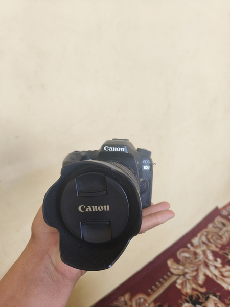 Canon 80d aʼlo darajada