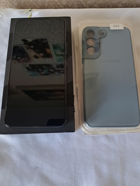 Samsung S22 8/128 Snapdragon 8 Gen 1