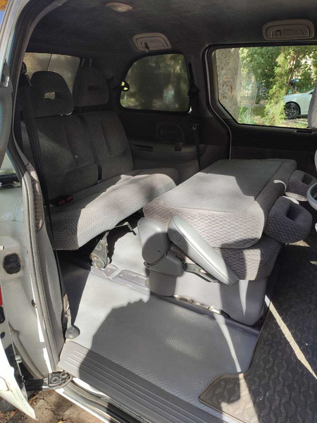 Минивен Chrysler Voyager