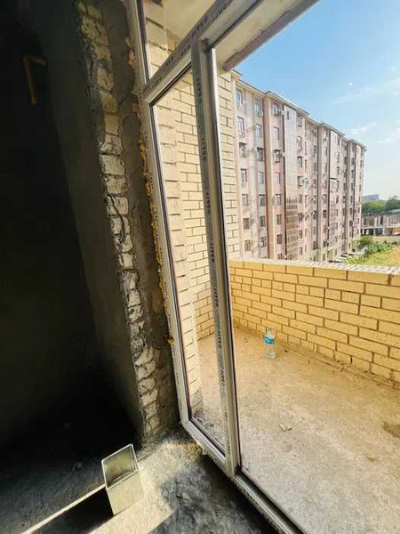 Продается квартира коробка по улице Махтумкули по Горячей цене Спешите