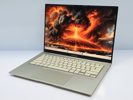 Asus ZenBook 14X OLED Core i9-13900H 13- avlod. Kuchli ishlar uchun.