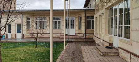 Savzavotta 6.5 sotix fayzli honadon sotiladi