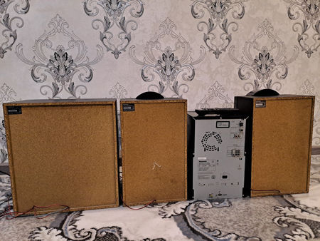 Muzikalniy sentr 14800 watt sotiladi