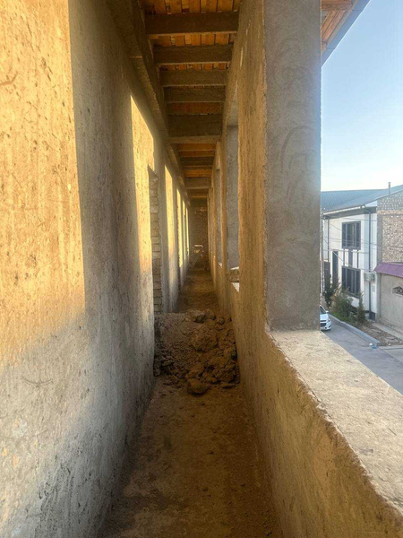 Uchastka sotiladi Karobka