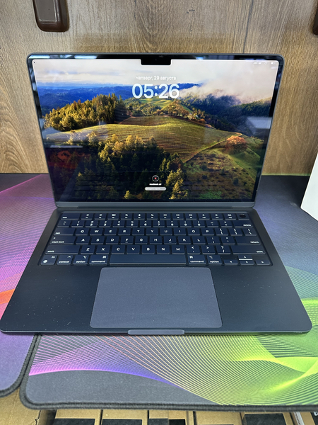 Macbook air m2  8/512 blue в отличном состоянии