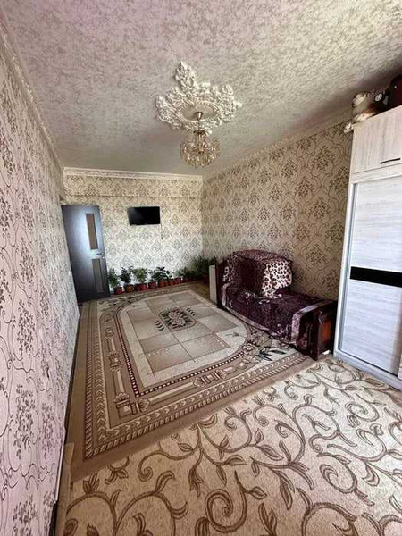 Продаётся 2х комнатная квартира на Спутник 16а