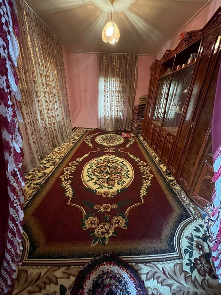 6 sotixli hovli sotiladi