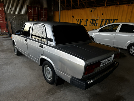 2107 lada ideal holatda