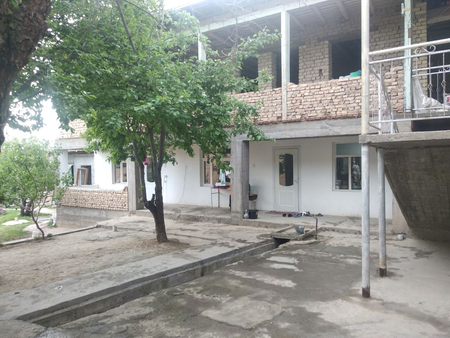 Uchastka sotiladi 8.5 sotix