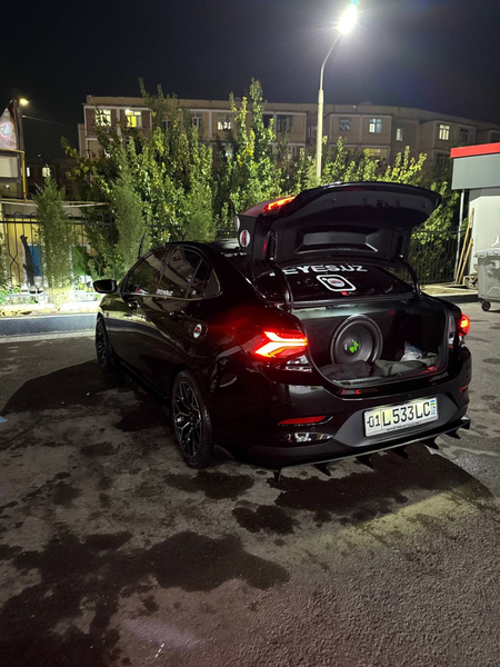Продается chevrolet Onix primer 1.2 turbo