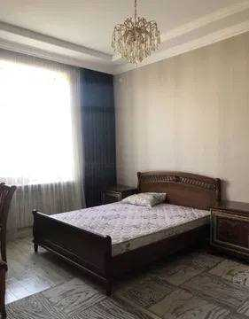 Шайхантахур! Лабзаке 2х комнатная 4 этаж 4х этажка  площадь: 57м²