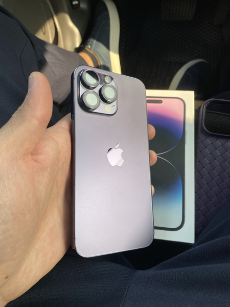 Iphone 14 pro max yengide ochilmagan