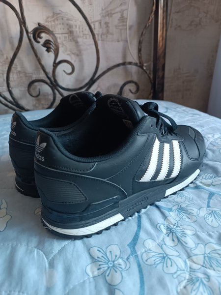 Оригинальные Кроссовки adidas