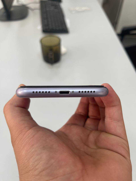 iphone 11 sotiladi