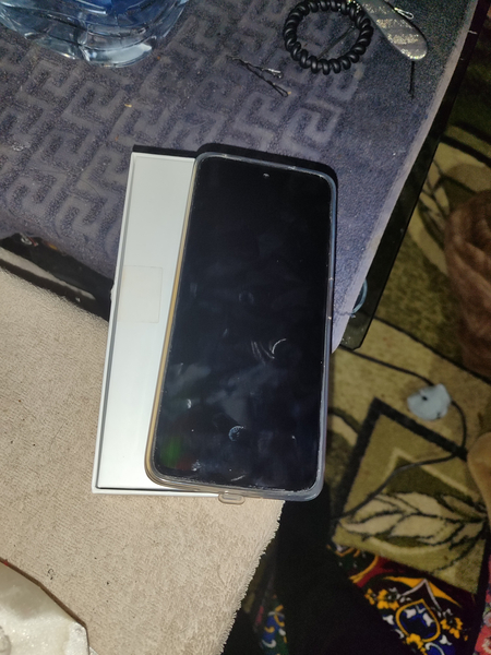 Redmi 12 yangi tel