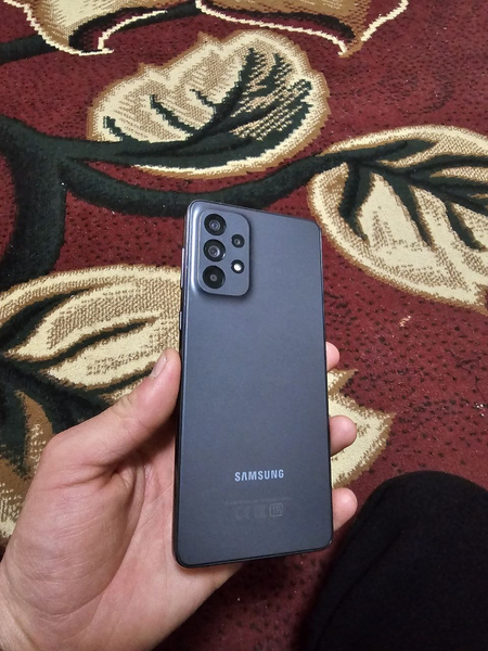 Samsung galaxy A73