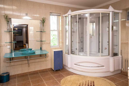 Sodiq Azimov street 5 room euro oposite Japan embassy