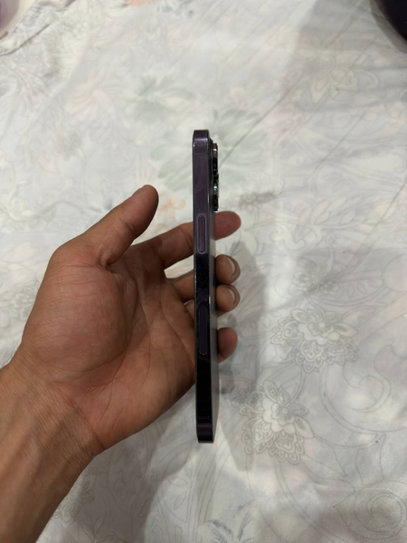 iPhone 14 pro max 850$