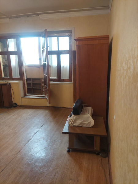 Продаю Квартиру Яшнабадский р-он Авиасозлар-1.  1-ком 40м2. 2-этаж 9эт