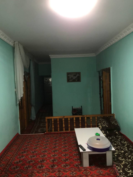 4xonali kv sotiladi