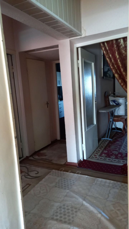 Kvartira sotiladi 2 xonali