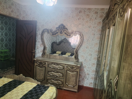 Uy Sotiladi 3 xonalik kvartira