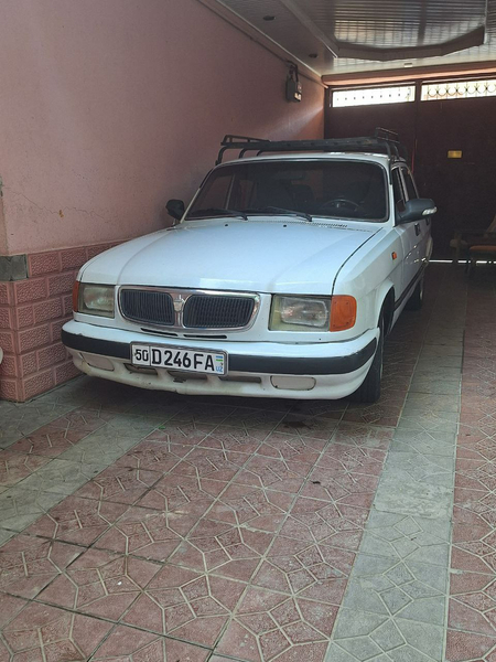 Газ 3110.срочние сотилади