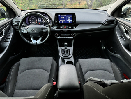 Hyundai 18000 км