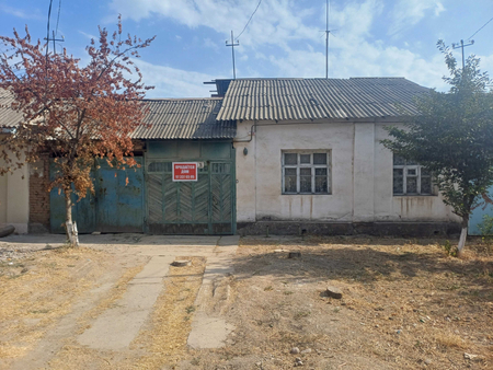 Продается дом на участке 7 соток