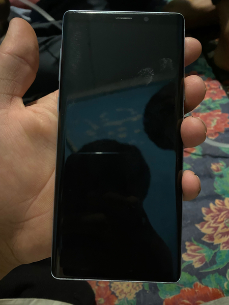 Samsung note9 holati ideal