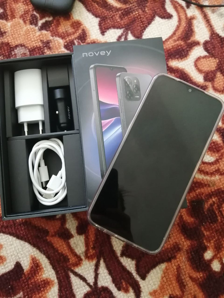 Novey Alpha A10 4 128gb