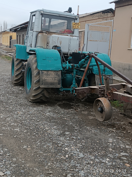 Трактор 150к холати яхши