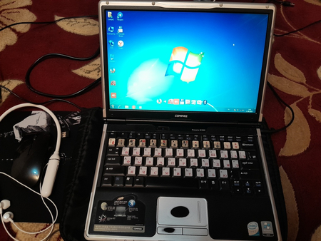 Assalom alekum Neetbok sotiladi Compaq made in Korea