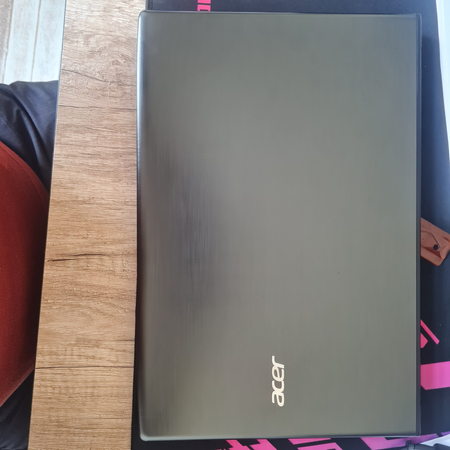 HP EliteBook i7/16 ram/256ssd m2.