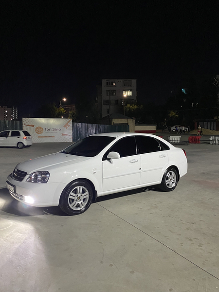 Lasetti 1.8 2012 dekabr 137 min prabeg