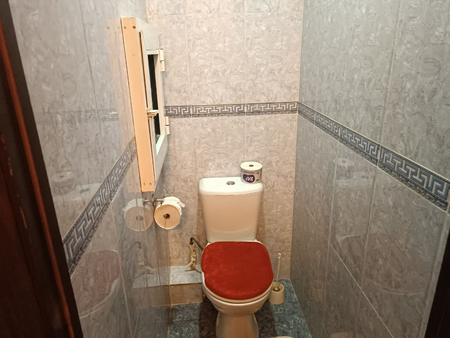 Qoratoshda  kvartira sotiladi 2/5/9/