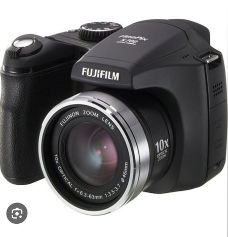 Fujifilm s700 sifrovoy fotocamera