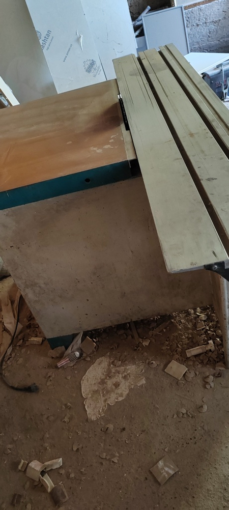 Stanok sotladi.  380v li 220 qilingan