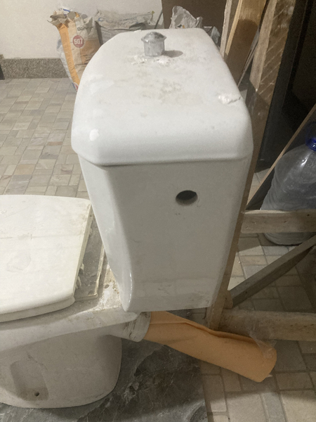 Продается Унитаз