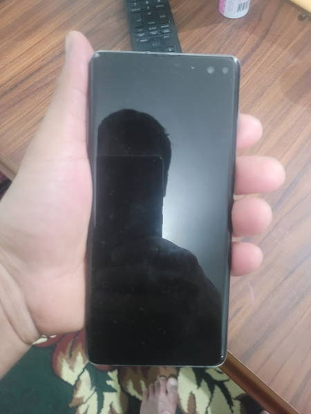 Galaxy s10 plus 128/8
