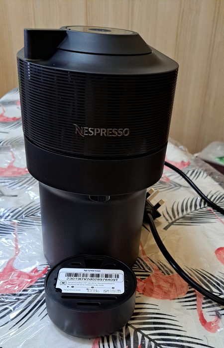 NESPRESSO капсульная кофемашина