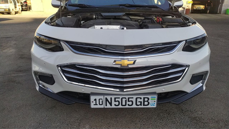 fara xamma mashinalarga oldi va orqa faralari optom va dona