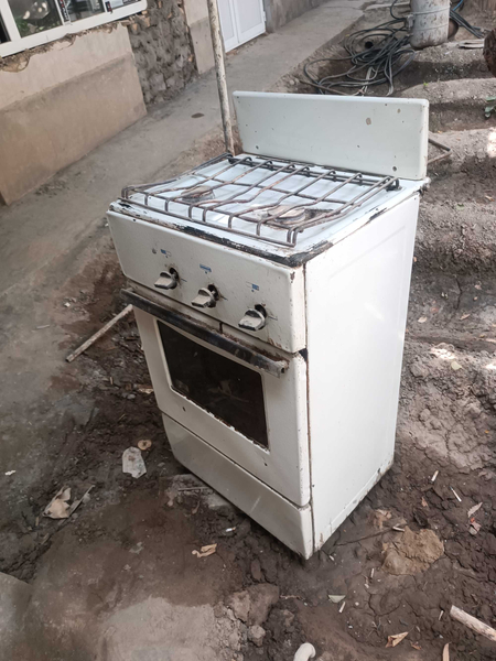 Газовый плита,2 та комфоркали