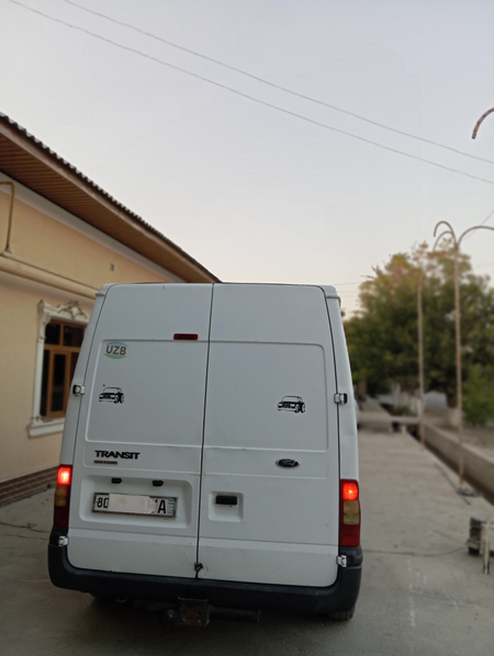 Ford Transit 2011-yil