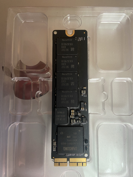 Быстрый SSD 128gb Samsung для Apple с MacOS оригинал